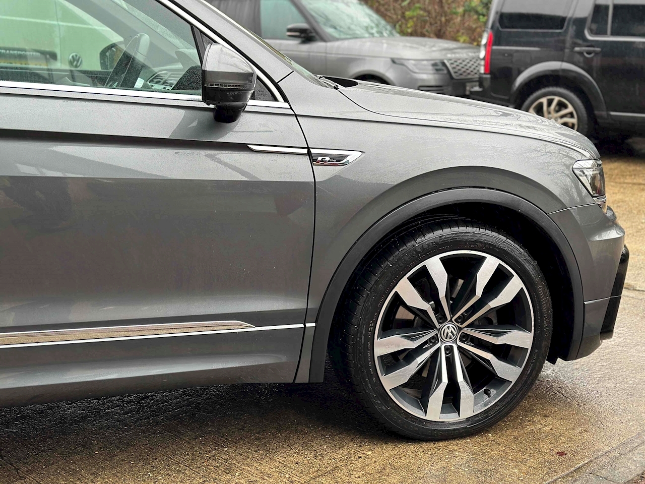 Used 2017 Volkswagen Tiguan TSI R-Line For Sale in Hertfordshire (U4878 ...