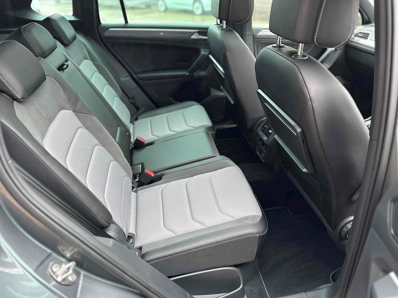 Used 2017 Volkswagen Tiguan TSI R-Line For Sale in Hertfordshire (U4878 ...