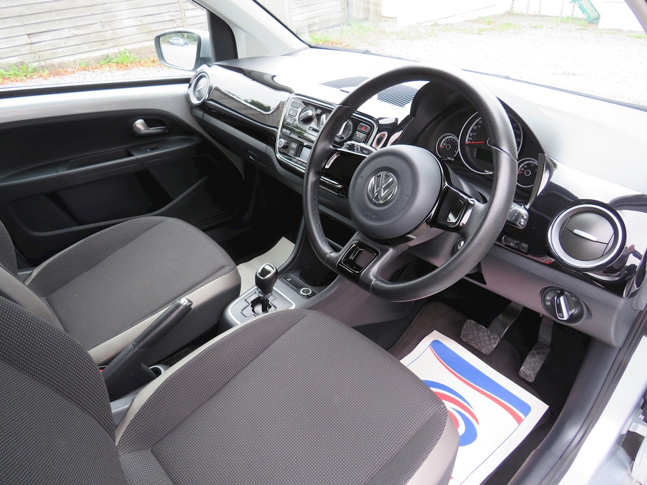 Used 2013 Volkswagen Up High Up For Sale in Somerset (U88476 ...