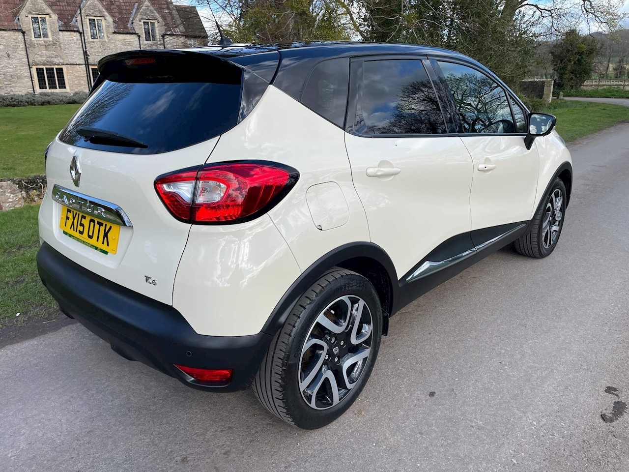 Used 2015 Renault Captur 0.9 TCe ENERGY Dynamique S MediaNav (s/s) 5dr ...