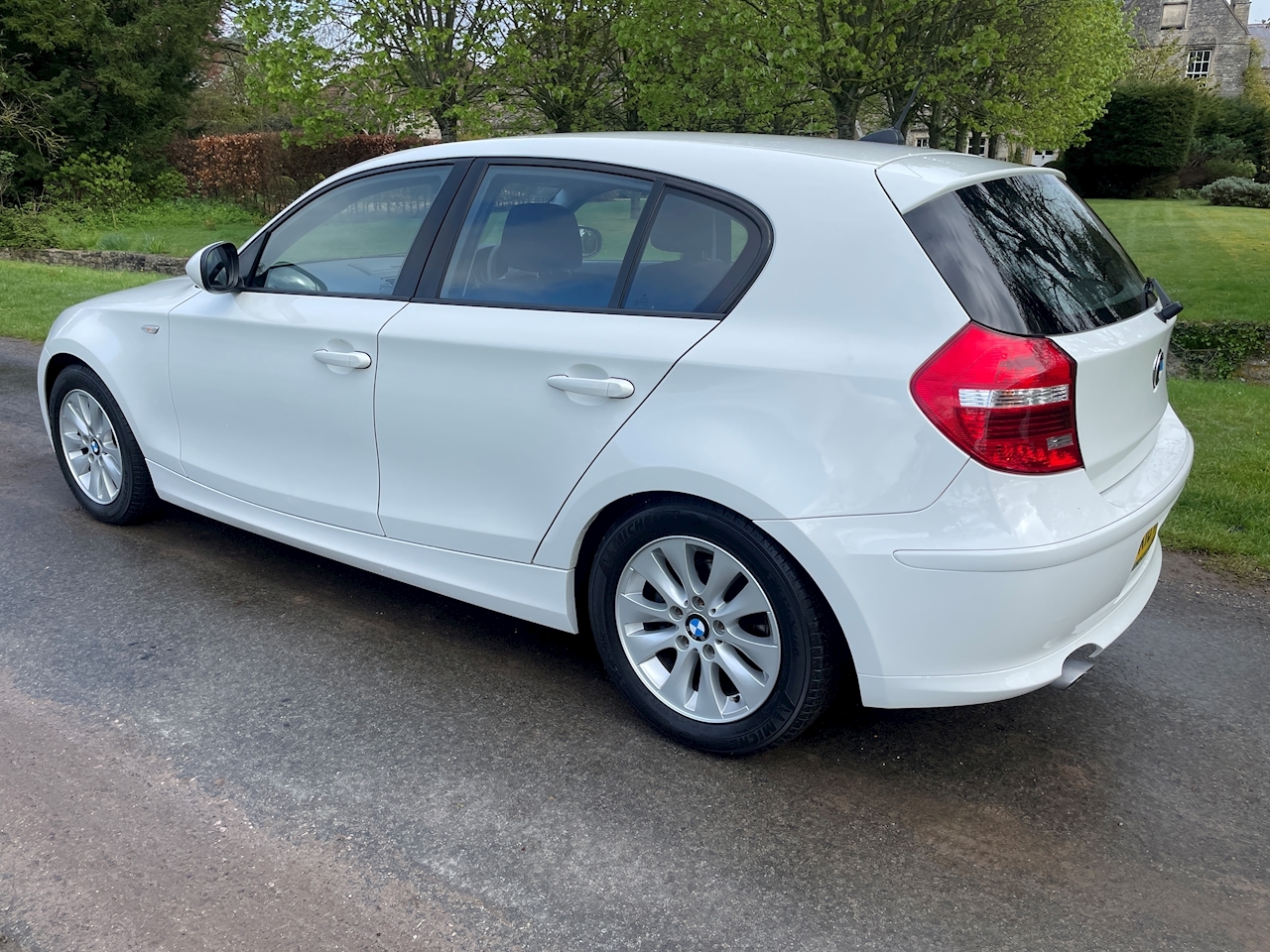 Used 2010 BMW 1 Series 116I Se For Sale in Avon (U101399) | Swan Motor ...