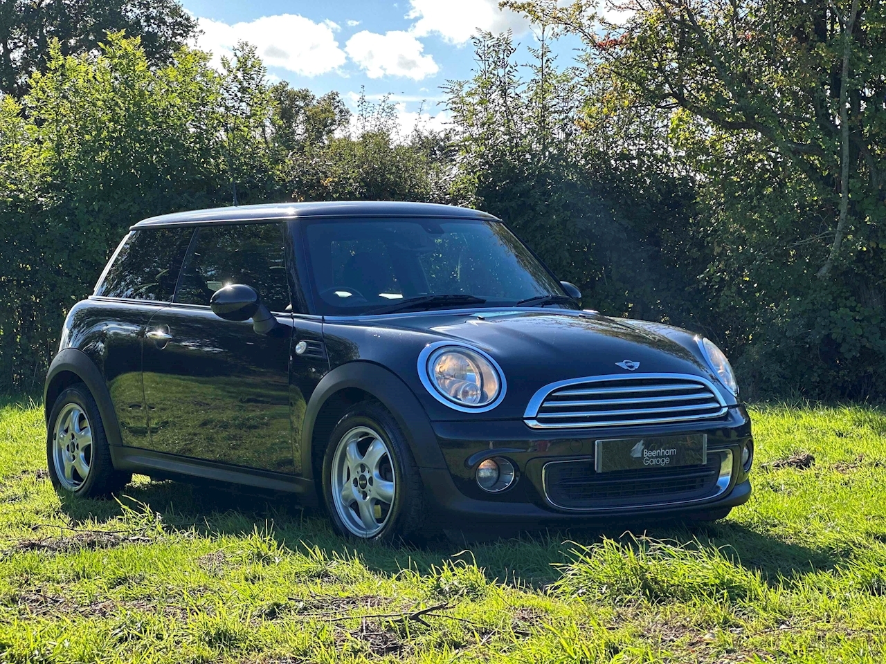 Used 2010 MINI Hatch One Hatch For Sale in Berkshire (U1927) | Beenham ...