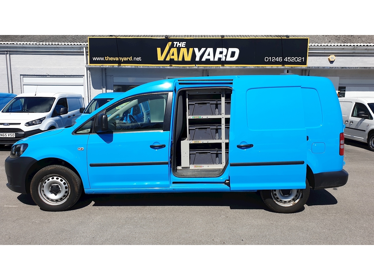 Used 2015 Volkswagen Caddy Maxi C20 Startline For Sale in Derbyshire ...