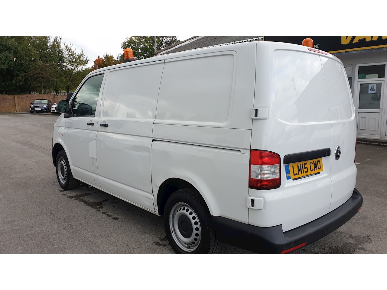 Used 2015 Volkswagen Transporter T26 Startline For Sale in Derbyshire ...