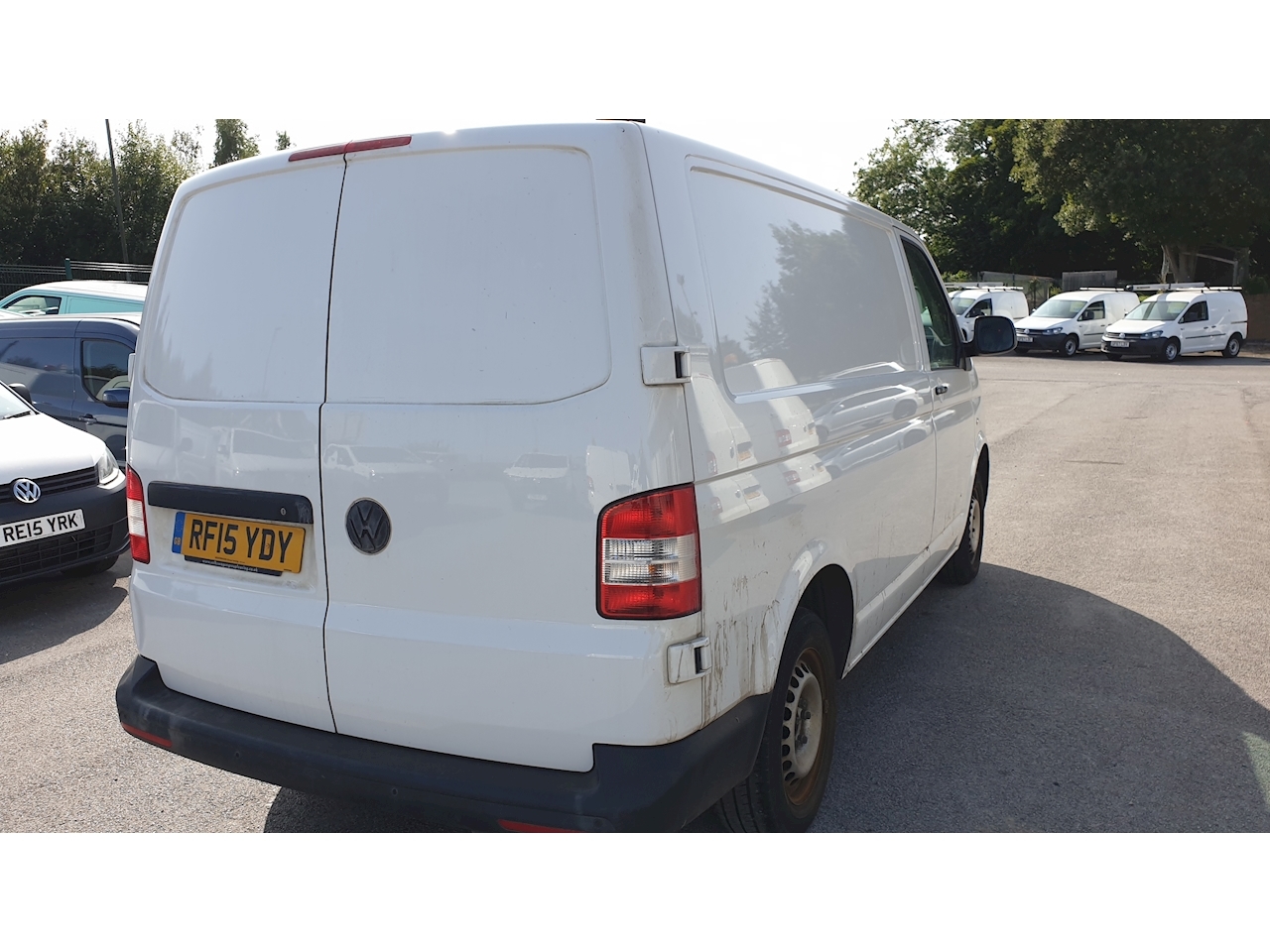 Used 2015 Volkswagen Transporter T26 Startline For Sale in Derbyshire ...