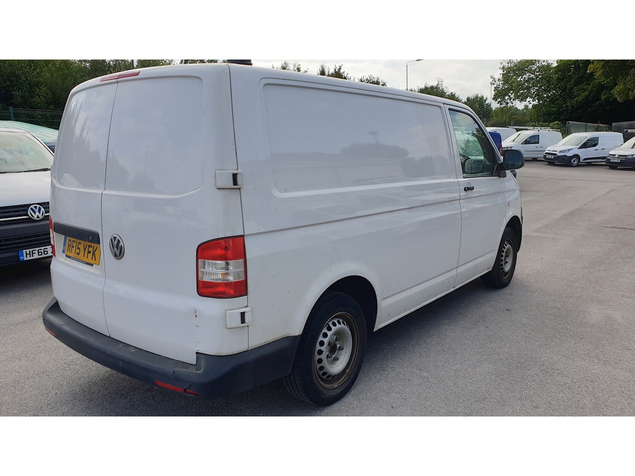 Used 2015 Volkswagen Transporter T26 Startline For Sale in Derbyshire ...