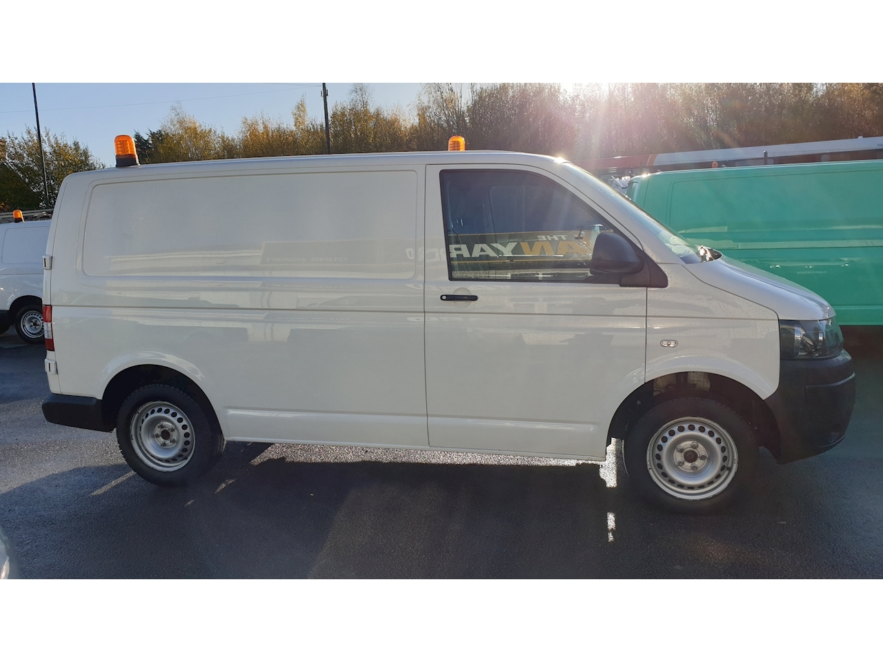 Used 2015 Volkswagen Transporter T26 Startline For Sale in Derbyshire ...