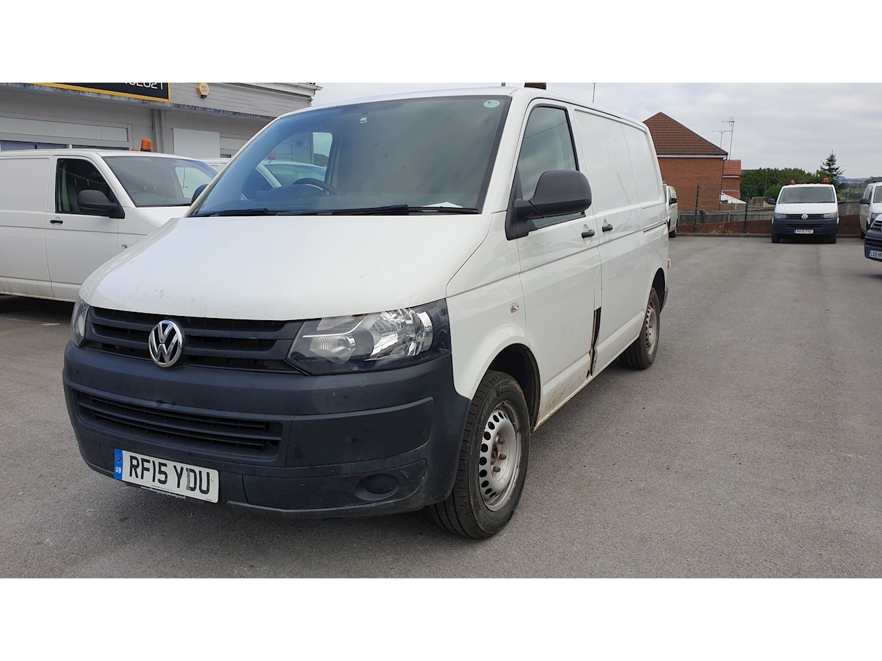 Used 2015 Volkswagen Transporter T26 Startline For Sale in Derbyshire ...