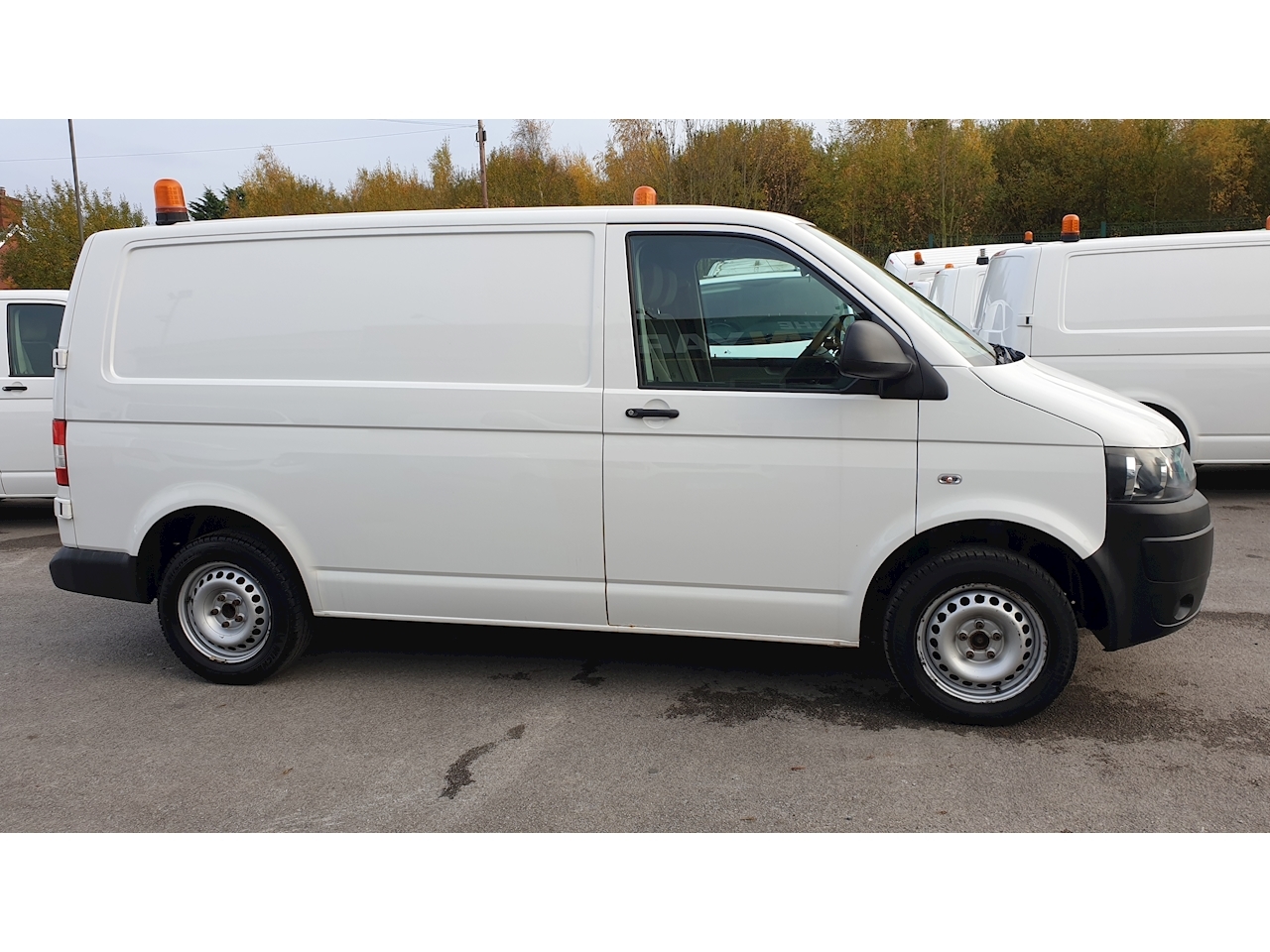 Used 2015 Volkswagen Transporter T26 Startline For Sale in Derbyshire ...