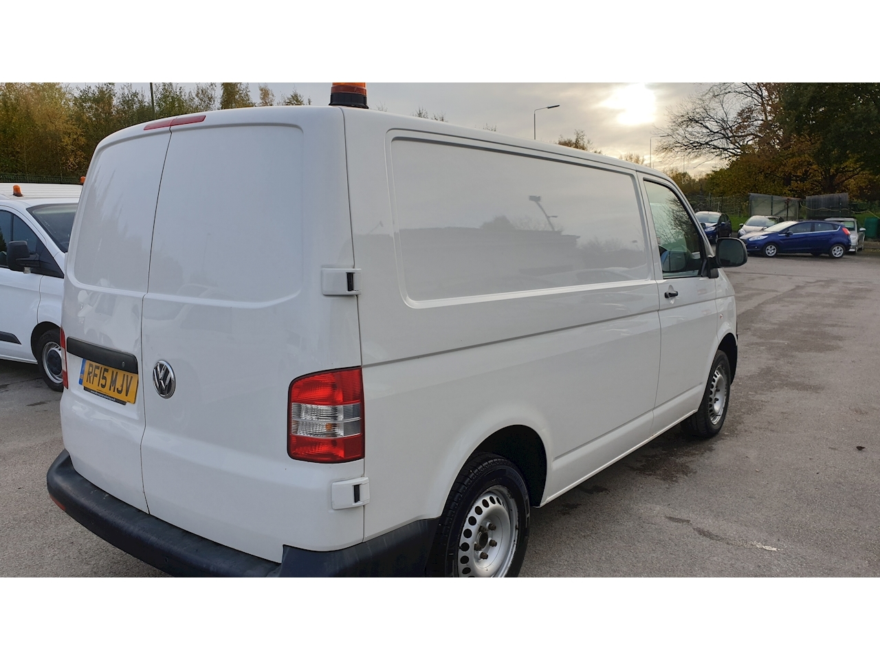 Used 2015 Volkswagen Transporter T26 Startline For Sale in Derbyshire ...