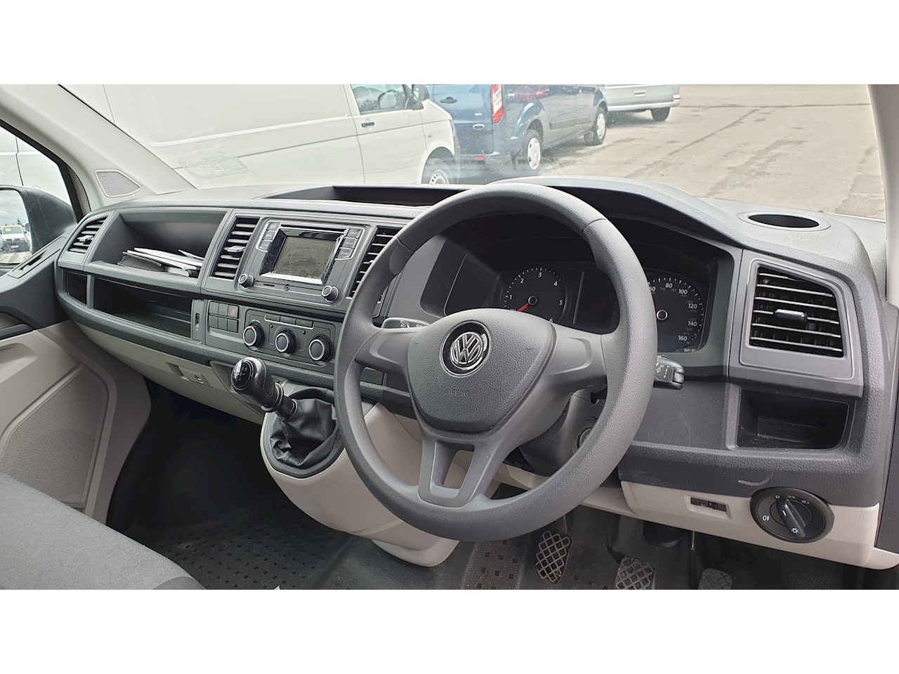 Used 2017 Volkswagen Transporter Startline For Sale in Derbyshire ...