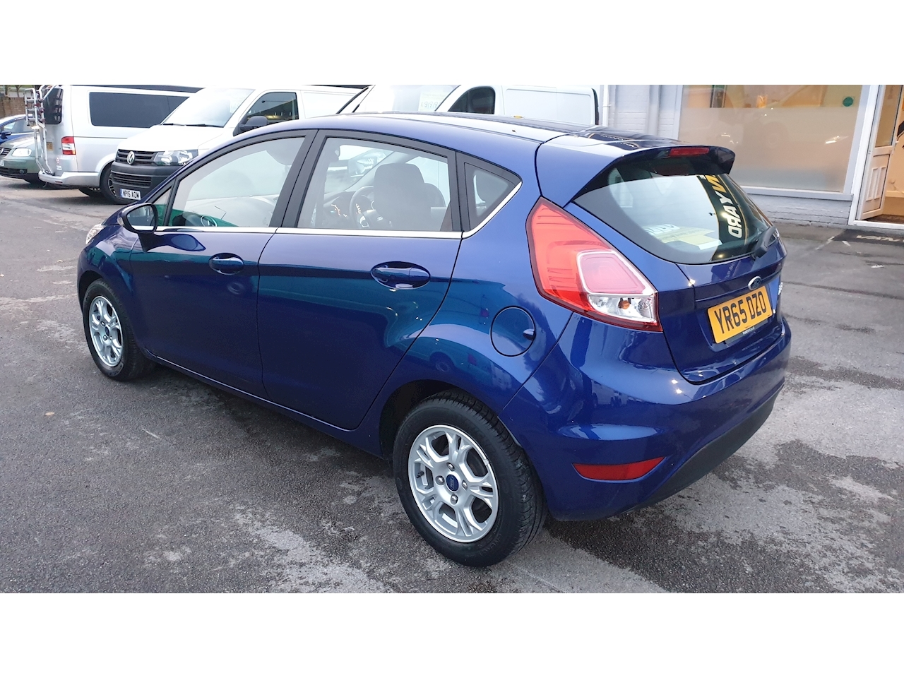 Used 2015 Ford Fiesta Zetec For Sale in Derbyshire (U4705) | The Van Yard