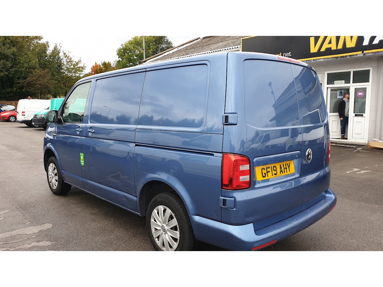 Used 2019 Volkswagen Transporter Trendline For Sale in Derbyshire ...