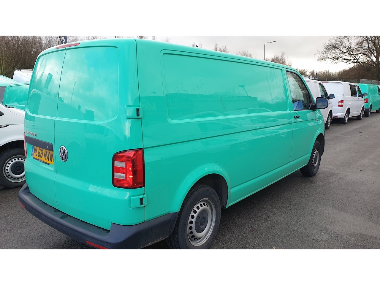 Used 2018 Volkswagen Transporter Startline For Sale in Derbyshire ...
