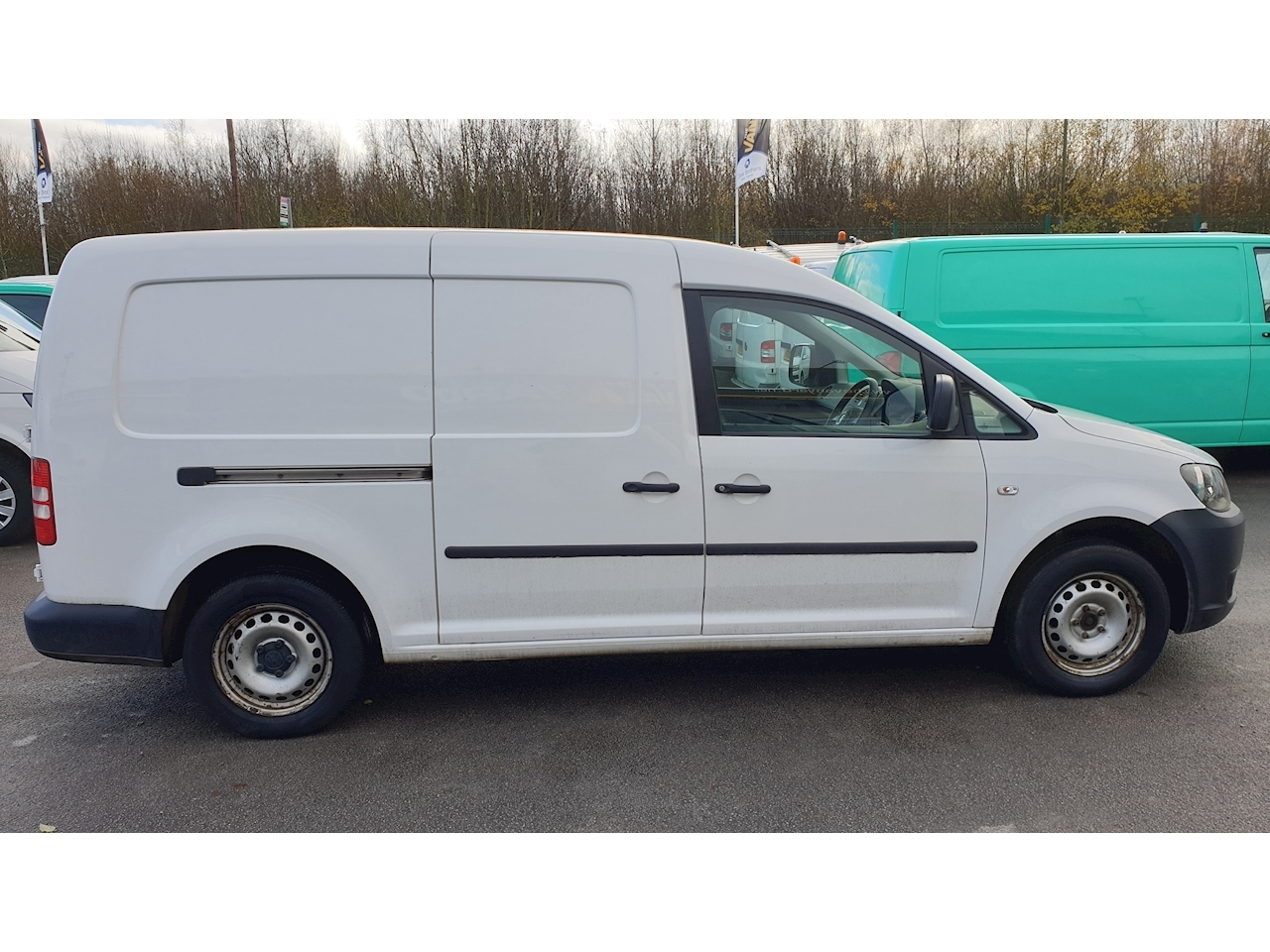 Used 2014 Volkswagen Caddy Maxi C20 Startline For Sale in Derbyshire ...