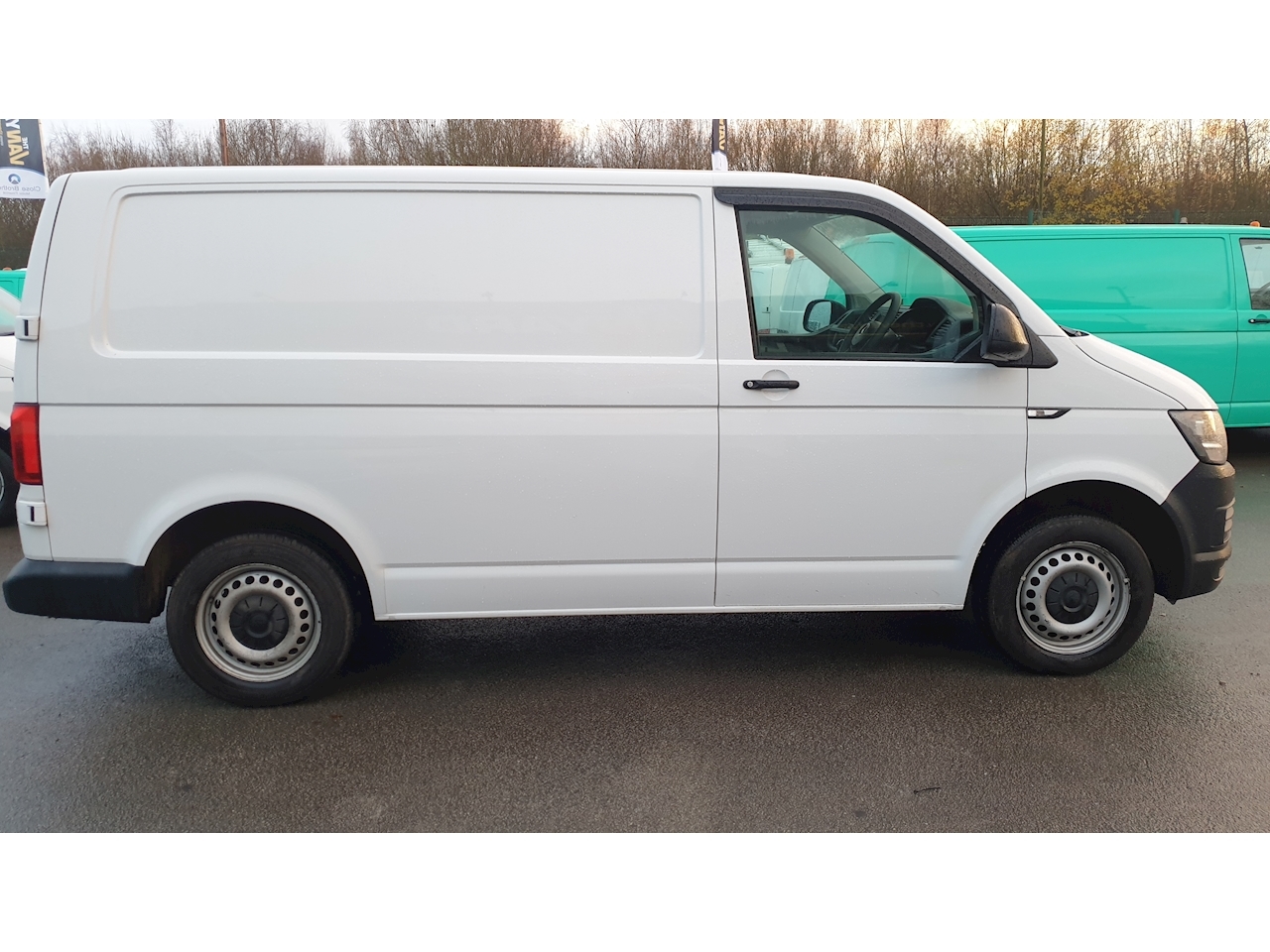 Used 2018 Volkswagen Transporter Startline For Sale in Derbyshire ...