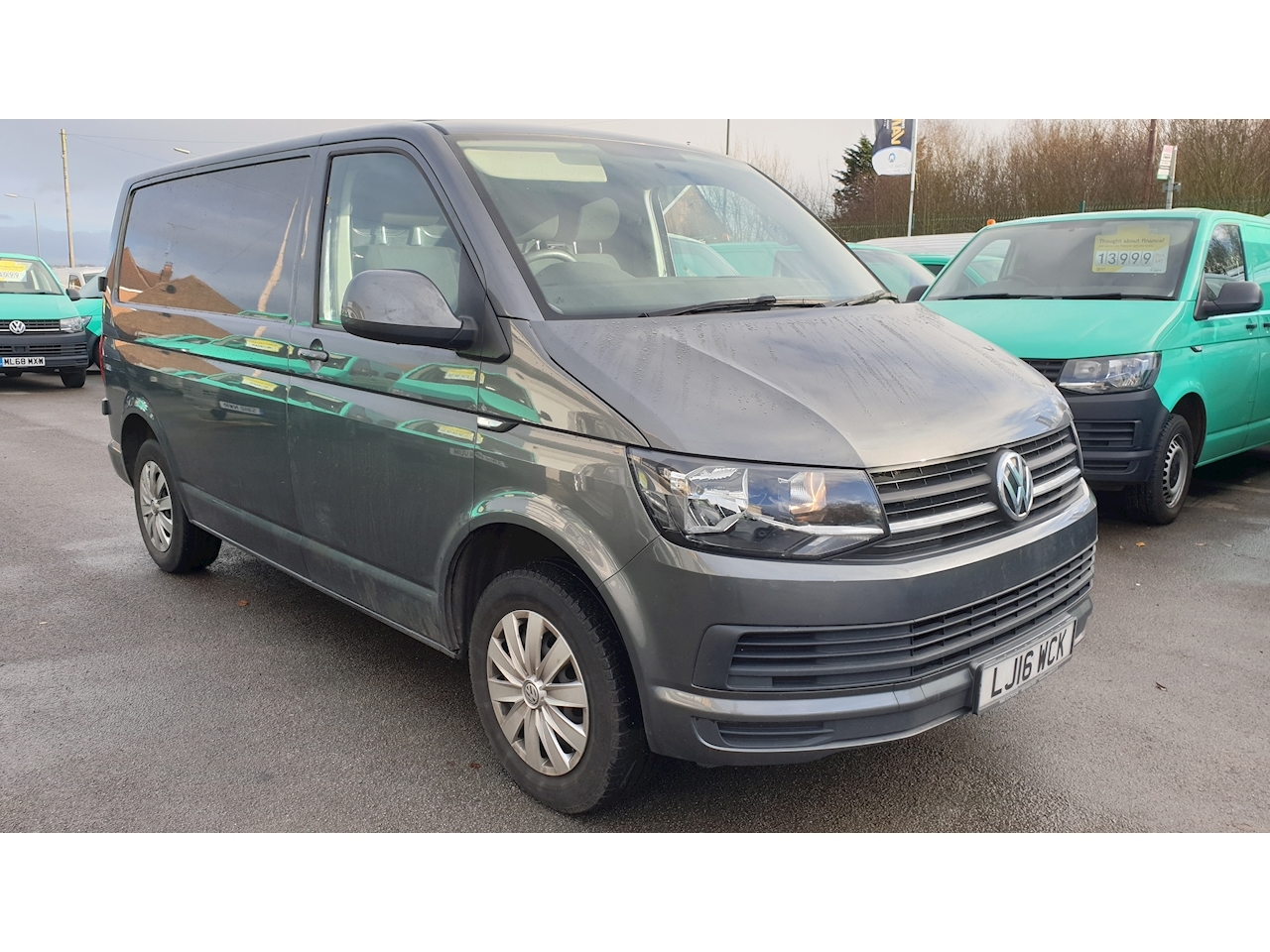 Used 2016 Volkswagen Transporter Trendline For Sale in Derbyshire ...
