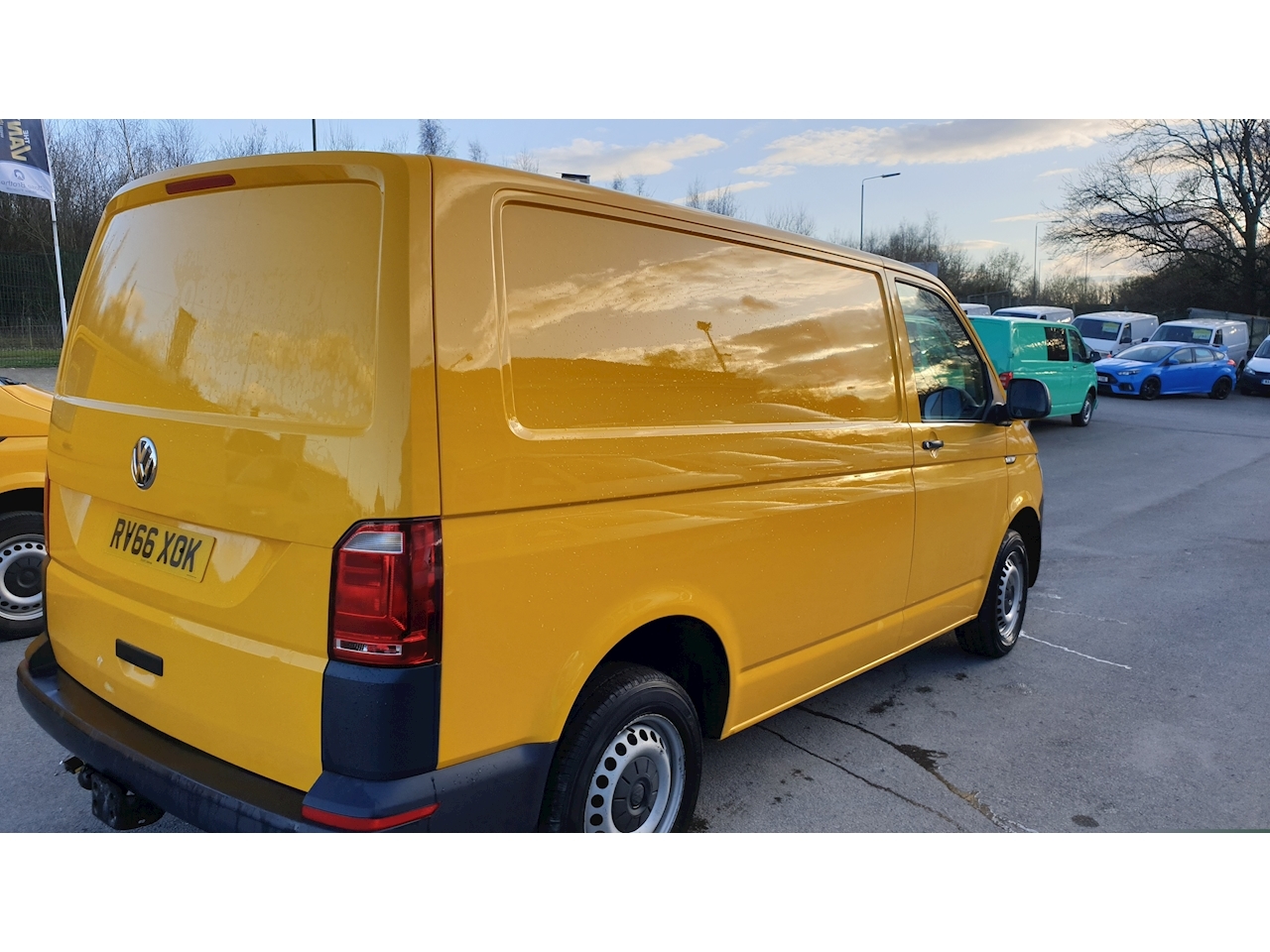 Used 2016 Volkswagen Transporter TDI T32 BlueMotion Tech Startline For ...