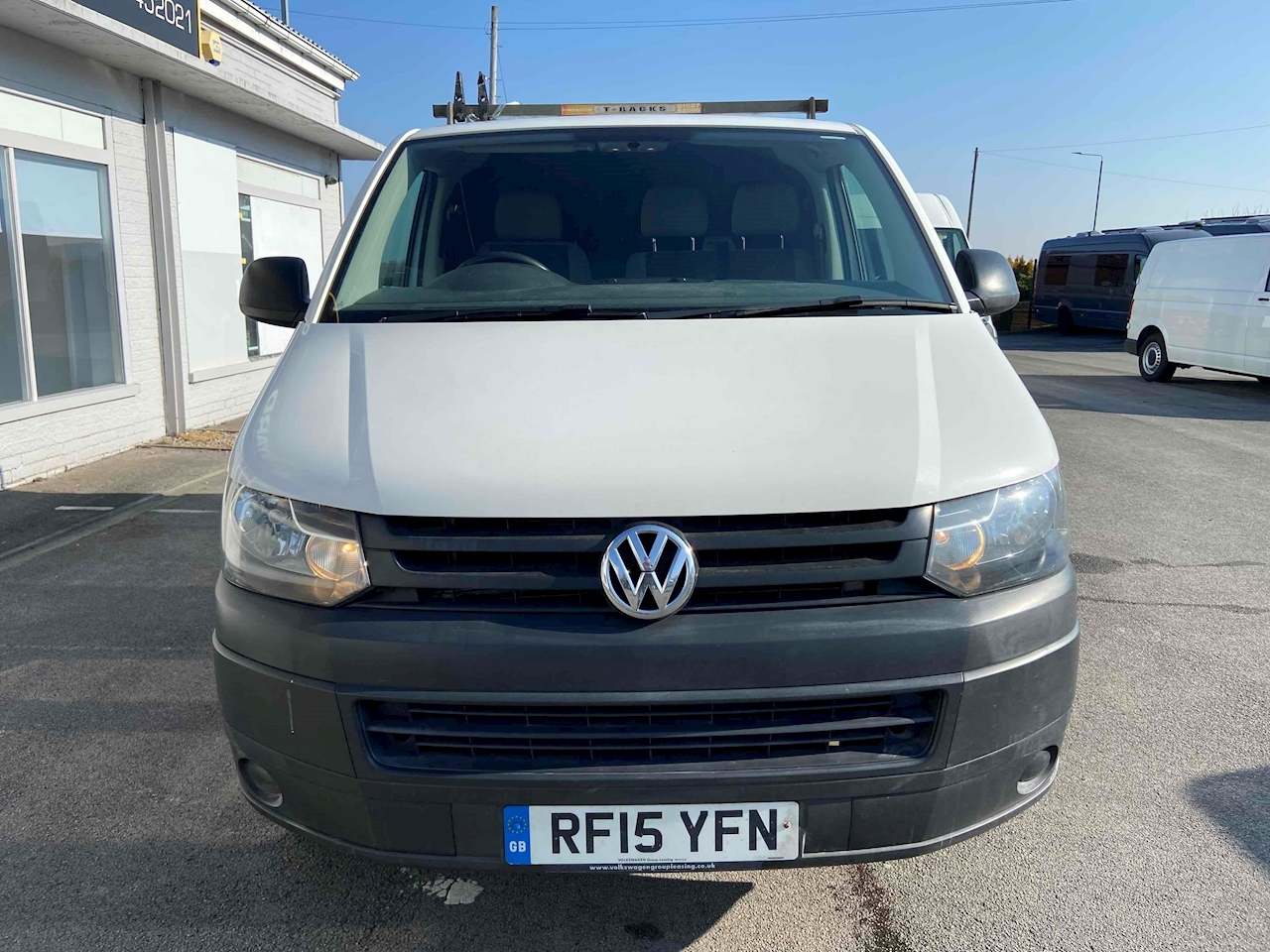 Used 2015 Volkswagen Transporter T26 Startline For Sale in Derbyshire ...