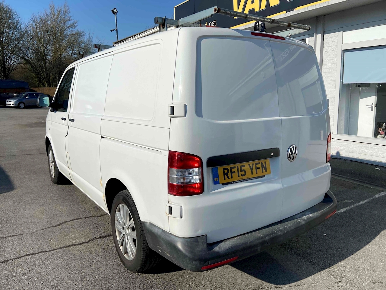 Used 2015 Volkswagen Transporter T26 Startline For Sale in Derbyshire ...