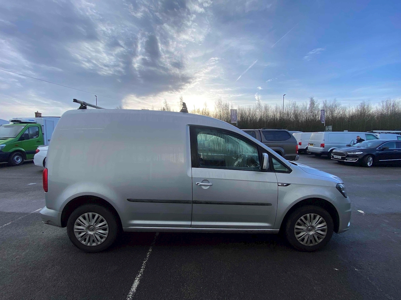 Used 2017 Volkswagen Caddy Trendline For Sale in Derbyshire (U5406 ...