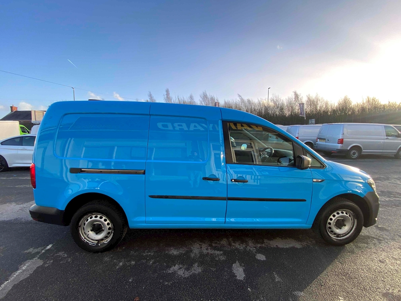 Used 2016 Volkswagen Caddy Maxi TDI C20 BlueMotion Tech Startline For ...