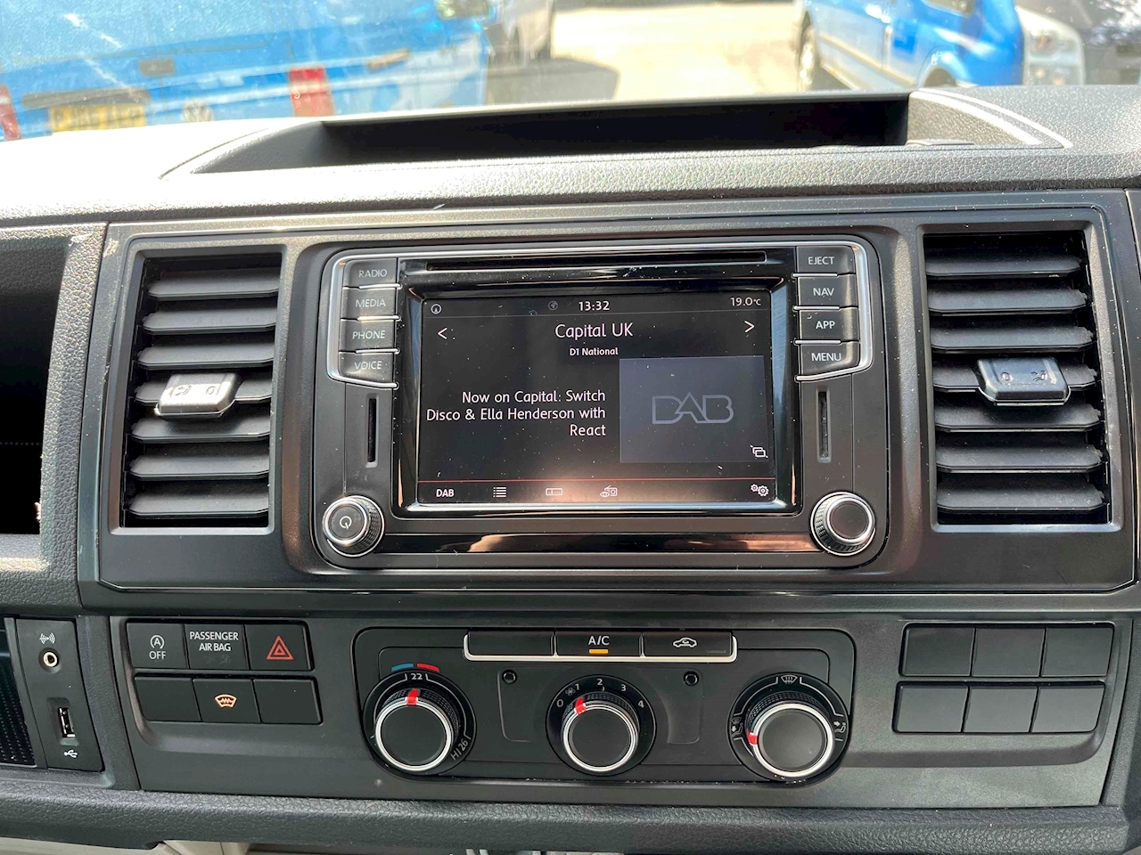 Used 2018 Volkswagen Transporter TDI T28 BlueMotion Tech Highline For ...