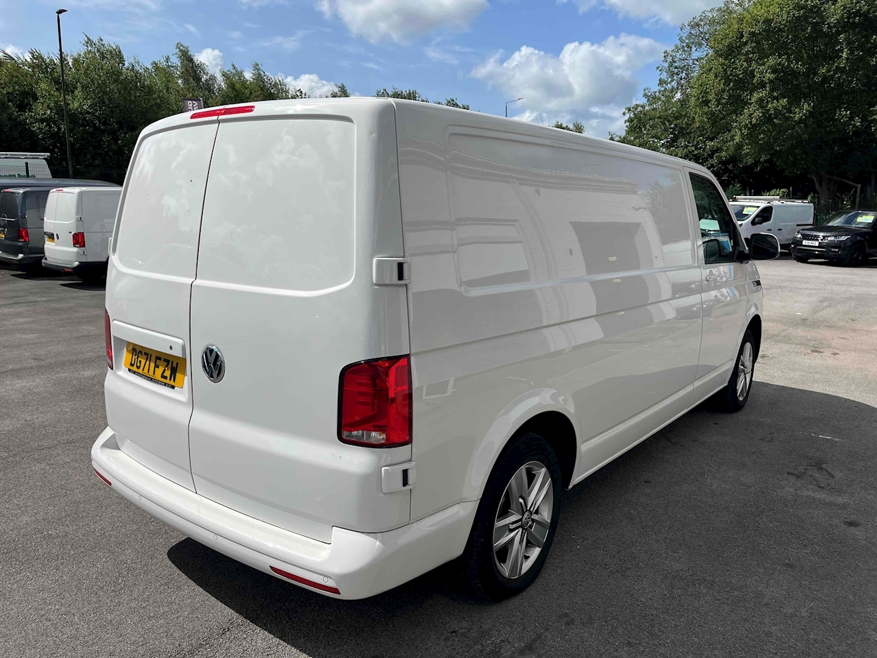 Used 2021 Volkswagen e-Transporter e 110 Advance For Sale in Derbyshire ...
