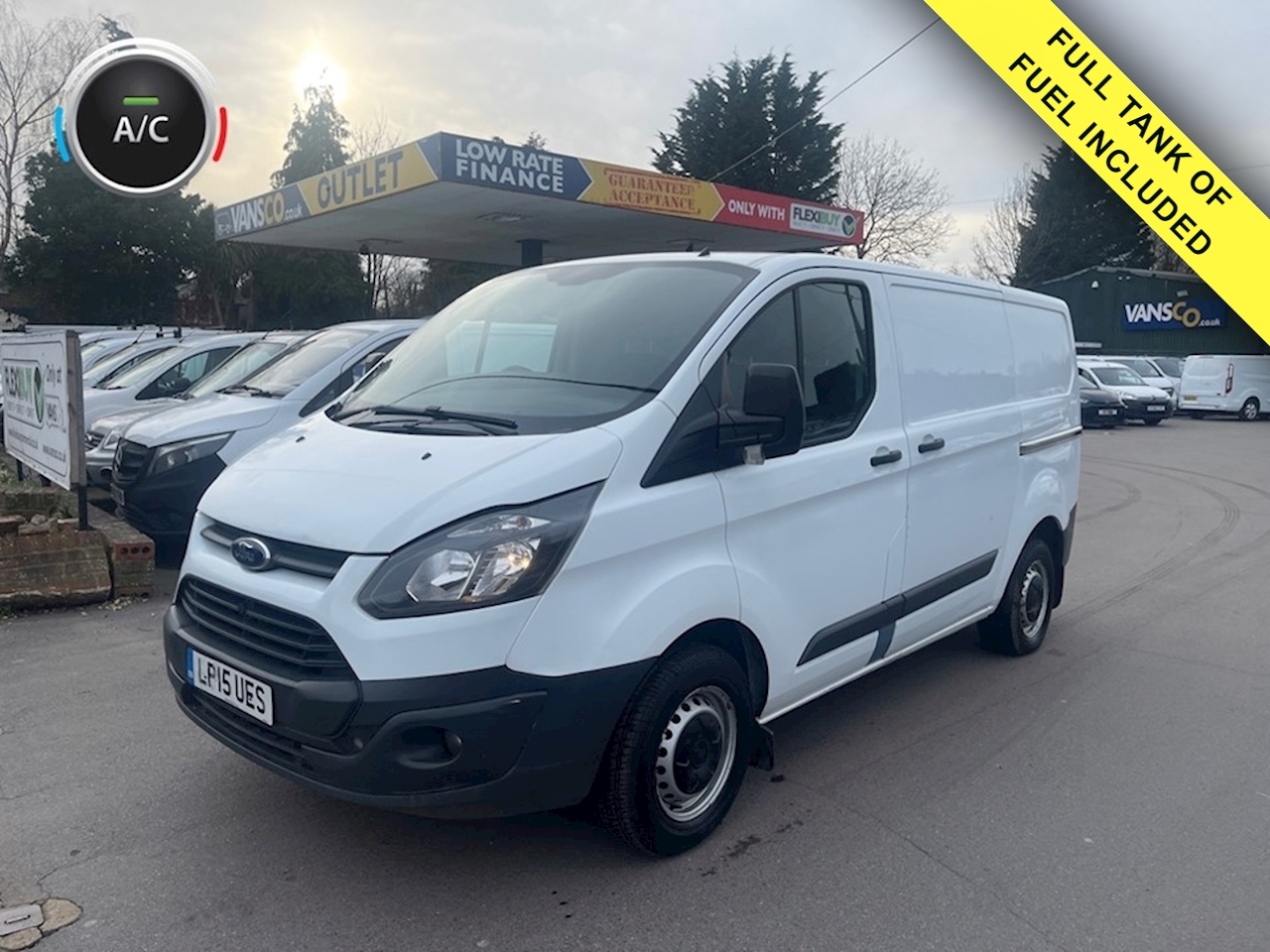 Used 2015 Ford Transit Custom 290 Lr P/V For Sale in Hampshire (U7023 ...