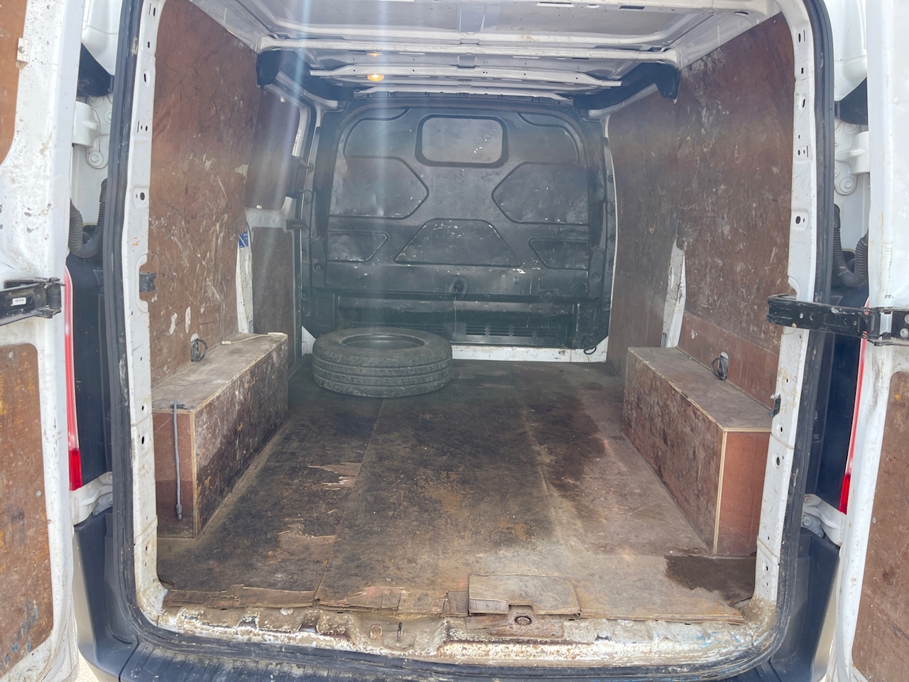 Used 2017 Ford Transit Custom 340 Base P/V L1 H1 For Sale (U8916 ...