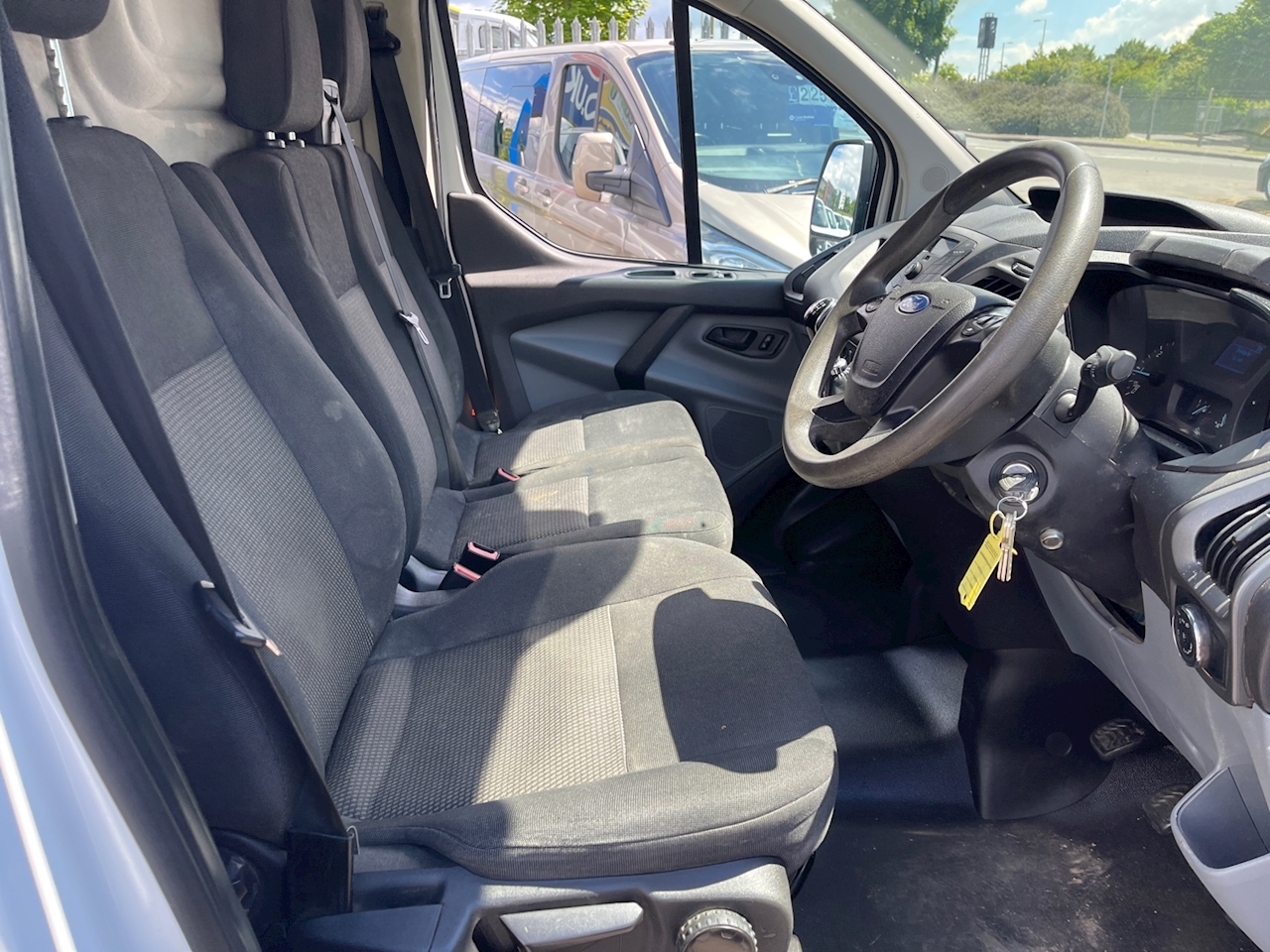 Used 2017 Ford Transit Custom 340 Base P/V L1 H1 For Sale (U8916 ...