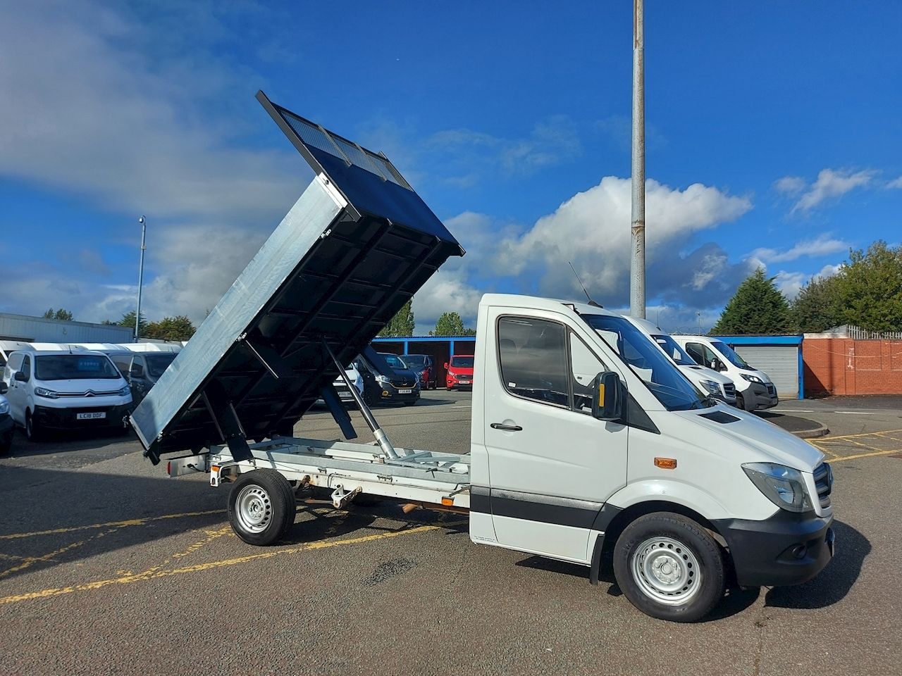 Used 2017 Mercedes-Benz Sprinter 2.1 CDI 314 Tipper 2dr (Euro 6, MWB ...
