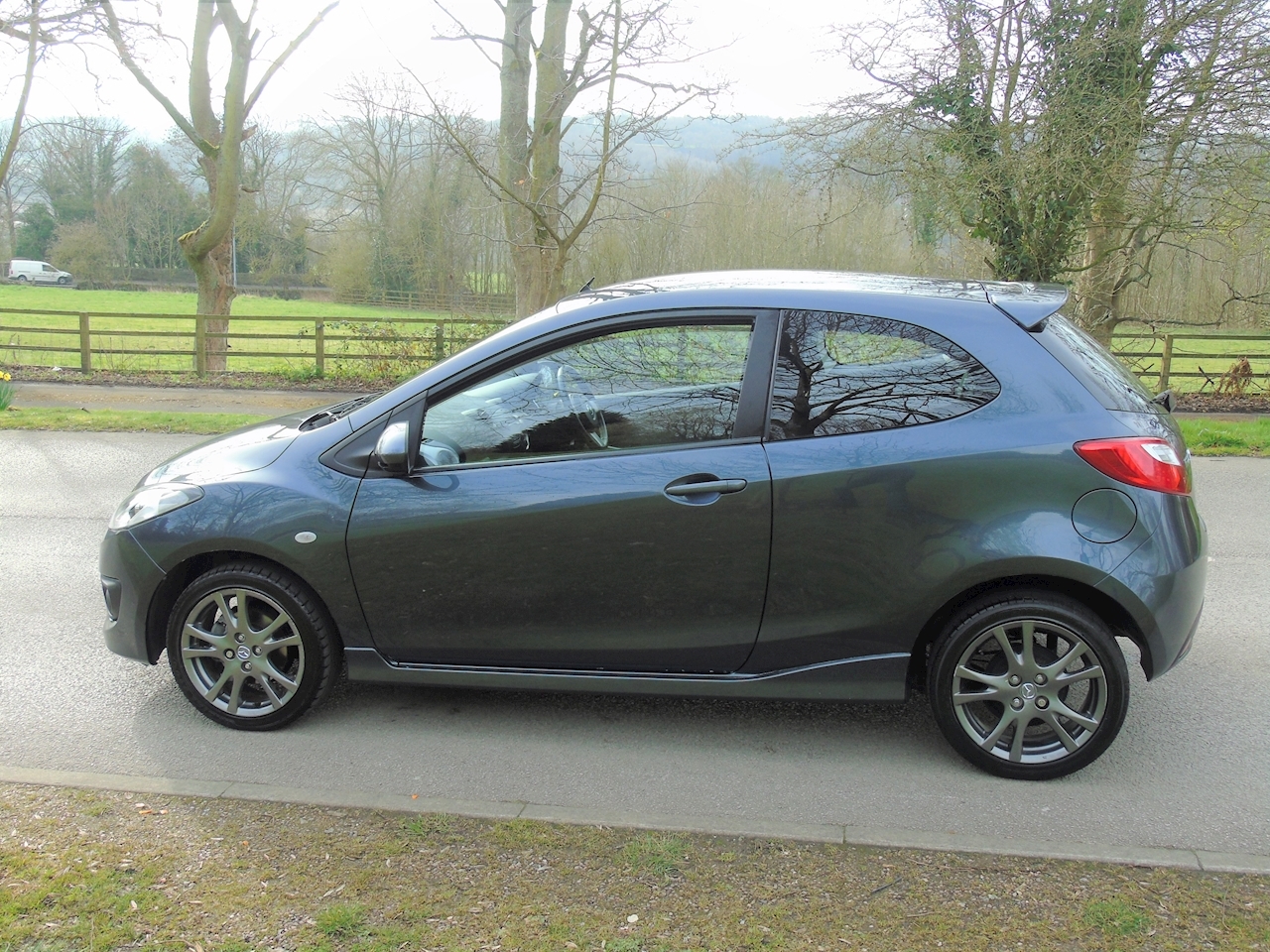 Used 2009 Mazda Mazda 2 Tamura For Sale (U50189) | Hollins Hill Car Sales