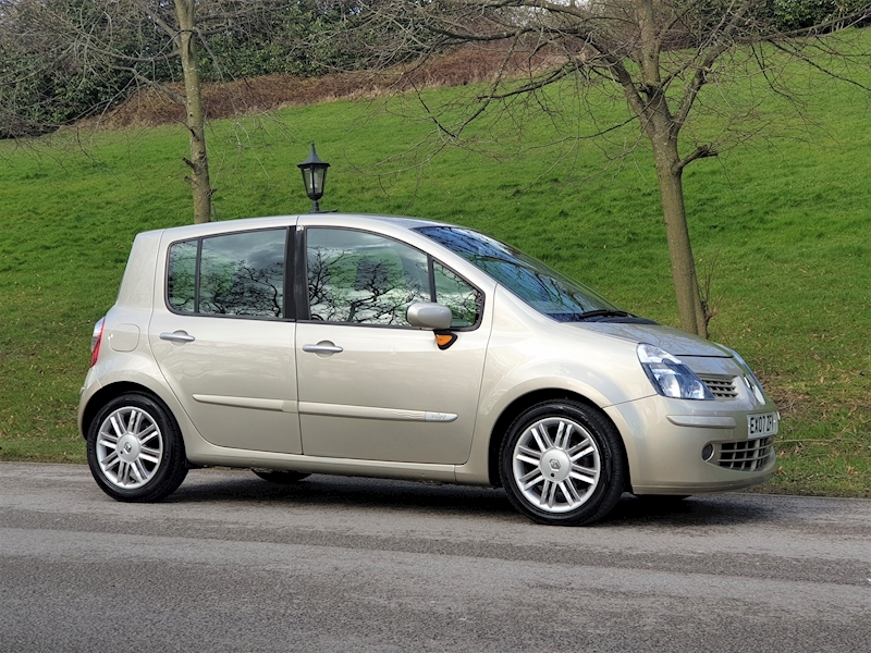 Renault Modus Initiale 16V Hatchback 1.6 Automatic Petrol - Vehicle ...