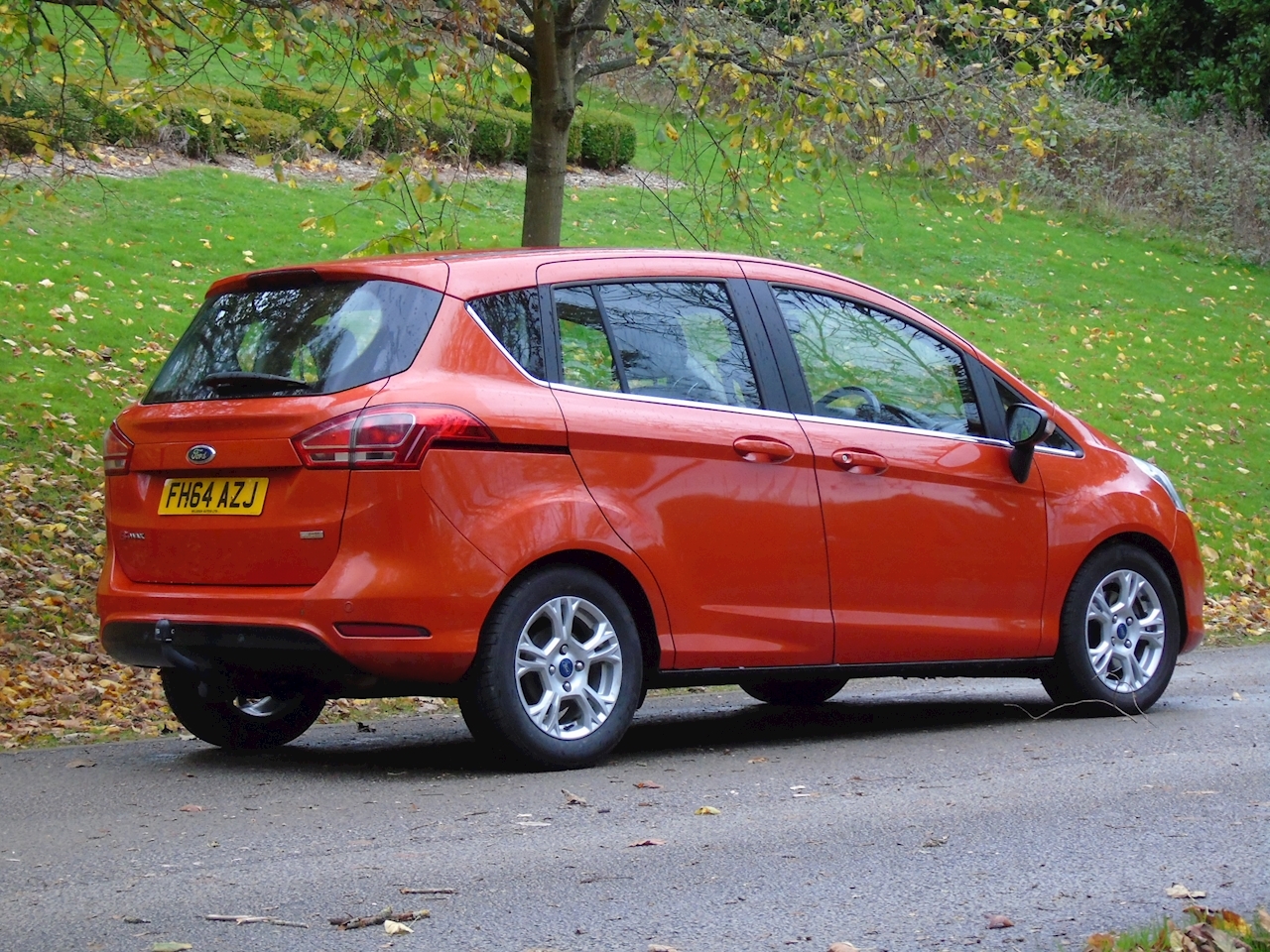 Used 2014 Ford B-Max TDCi Zetec For Sale (U52048) | Hollins Hill Car Sales