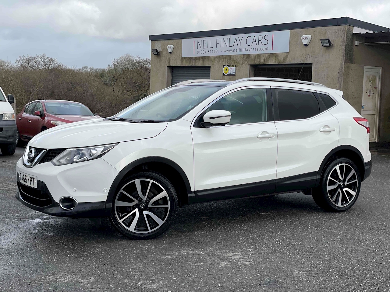 Nissan 1.2 DIG-T Tekna SUV 5dr Petrol Manual 2WD Euro 6 (s/s) (115 ps ...