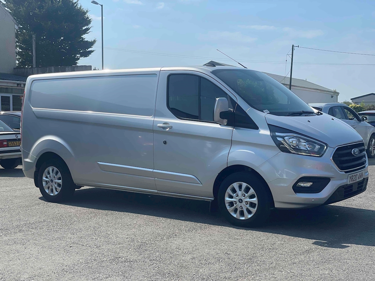 Ford 2.0 300 EcoBlue Limited Panel Van 5dr Diesel Manual L2 Euro 6 (s/s ...