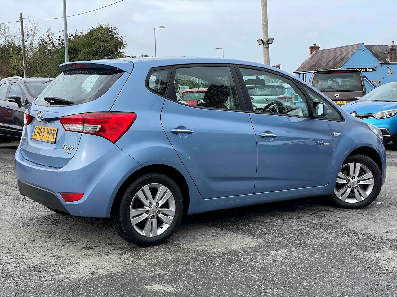 Hyundai CRDi Active Hatchback 1.6 Manual Diesel - Vehicle Details ...