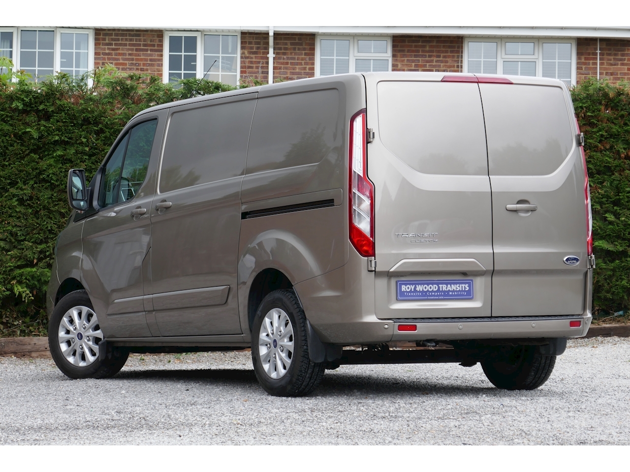 Used 2020 Ford Transit Custom 280 Limited 170ps Manual 2.0 Euro 6 ICE ...