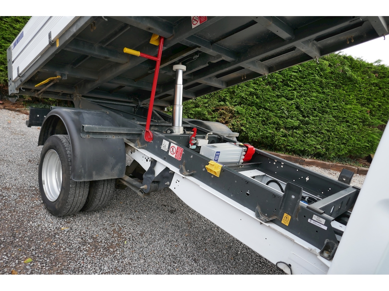 Used 2020 Ford Transit 350 L2 Tipper Dual rear wheel RWD 2.0 130ps Euro ...