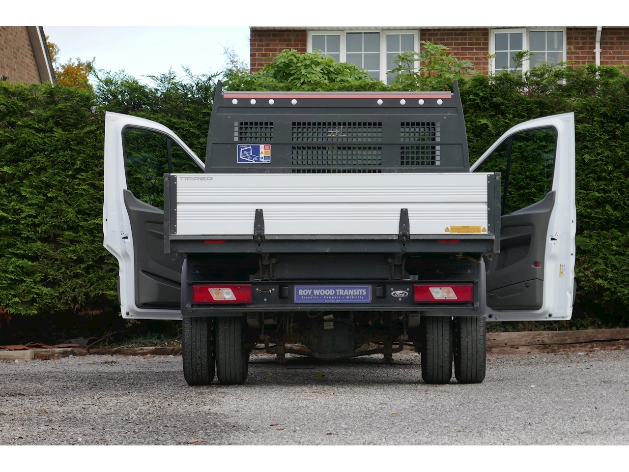 Used 2020 Ford Transit 350 L2 Tipper Dual rear wheel RWD 2.0 130ps Euro ...