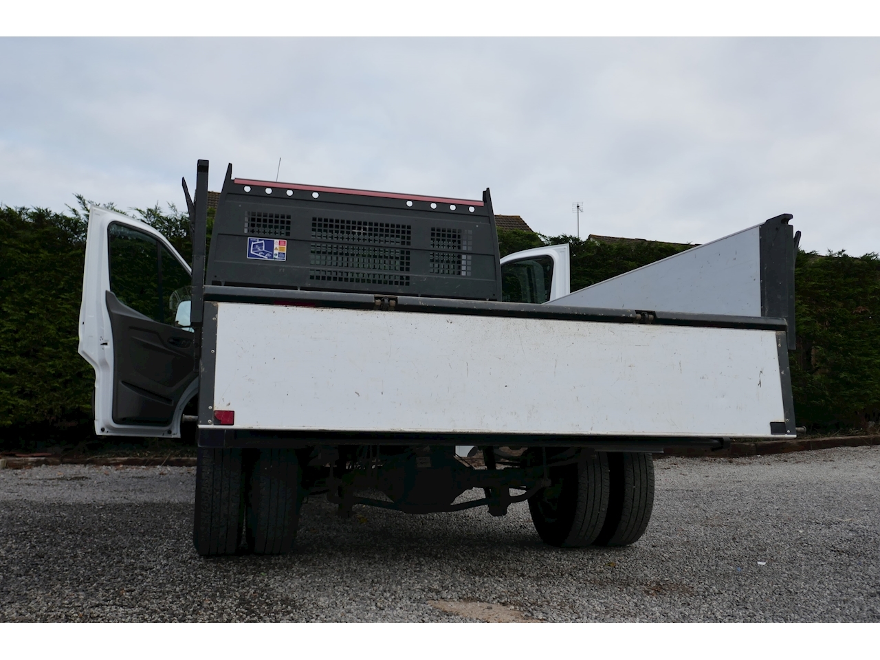 Used 2020 Ford Transit 350 L2 Tipper Dual rear wheel RWD 2.0 130ps Euro ...