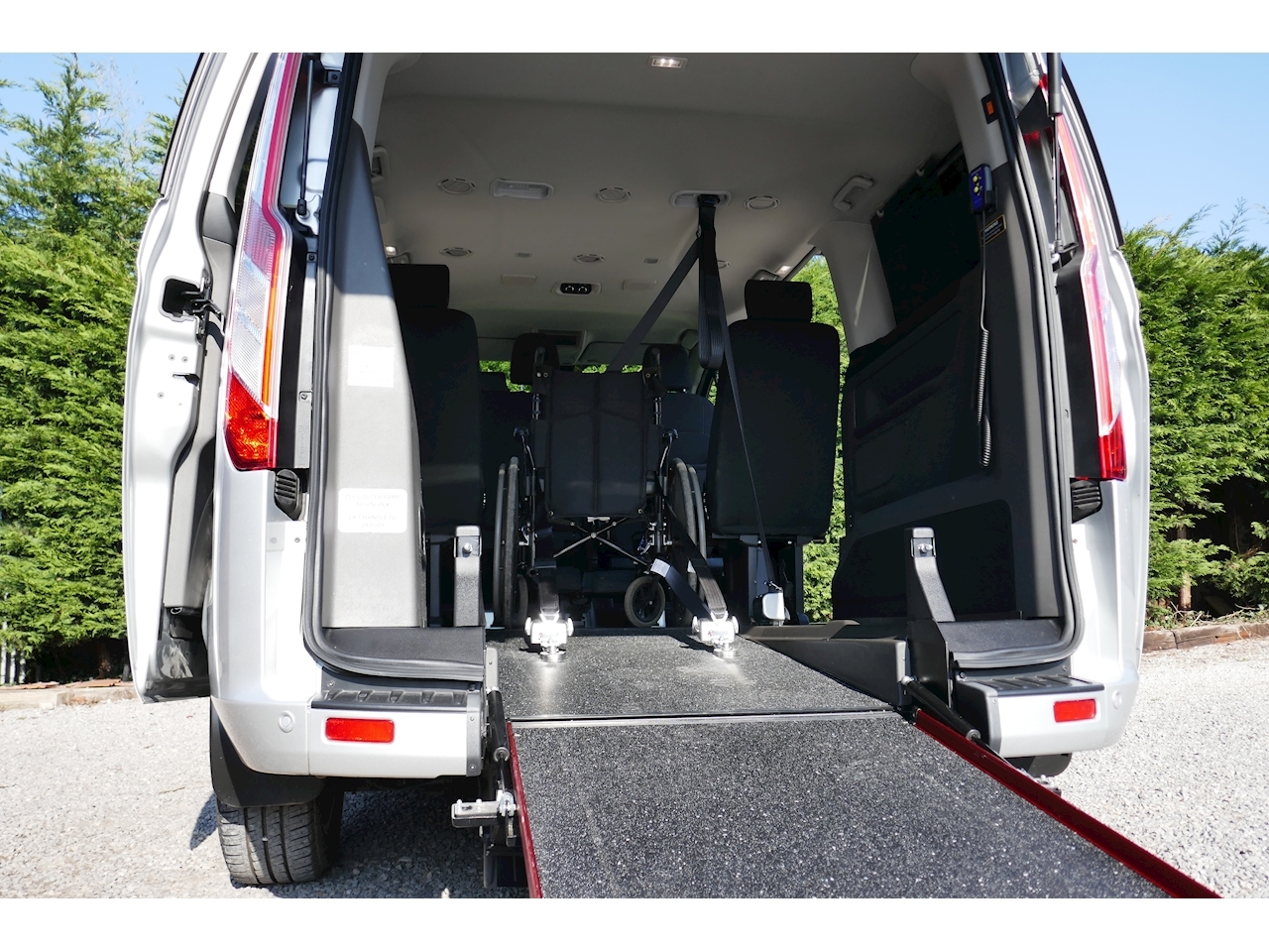 Used 2020 Ford Tourneo Custom Allied Independence RS Mid Mount For Sale ...
