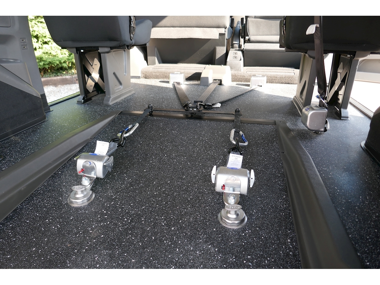 Used 2020 Ford Tourneo Custom Allied Independence RS Mid Mount For Sale ...