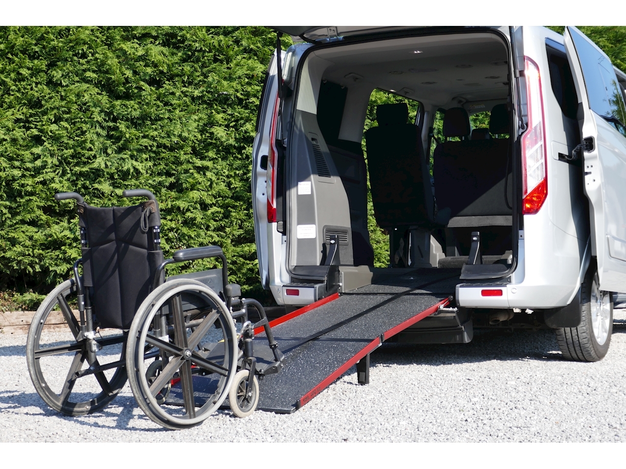Used 2020 Ford Tourneo Custom Allied Independence RS Mid Mount For Sale ...