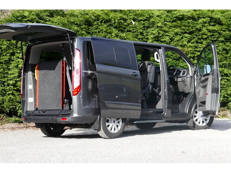 Used 2018 Ford Tourneo Custom Allied Independence RS Mid Mount ...