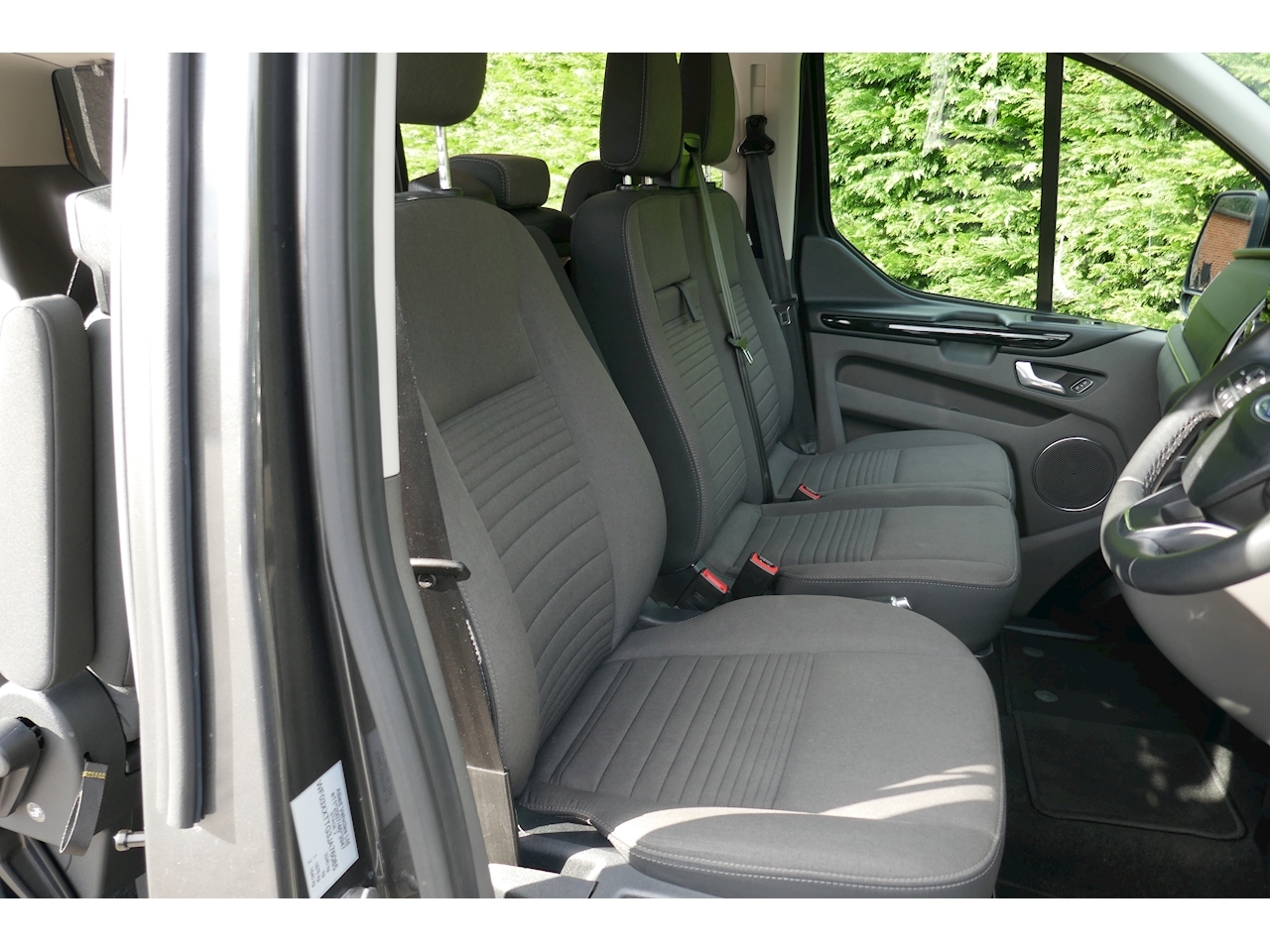 Used 2018 Ford Tourneo Custom Allied Independence RS Mid Mount ...