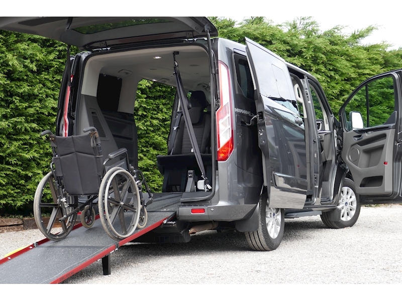 Used 2018 Ford Tourneo Custom Allied Independence RS Mid Mount ...