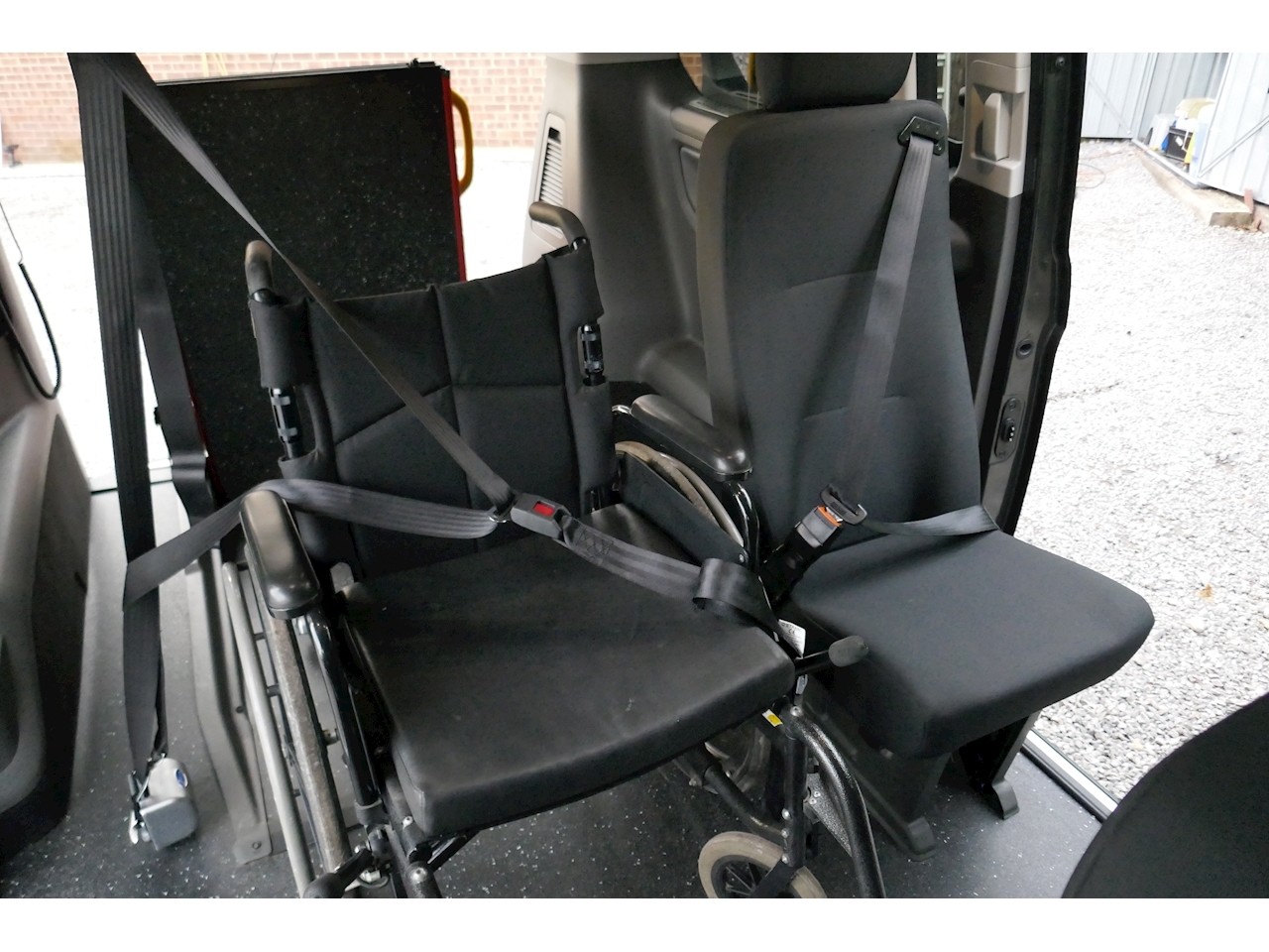 Used 2018 Ford Tourneo Custom Allied Independence RS Mid Mount ...