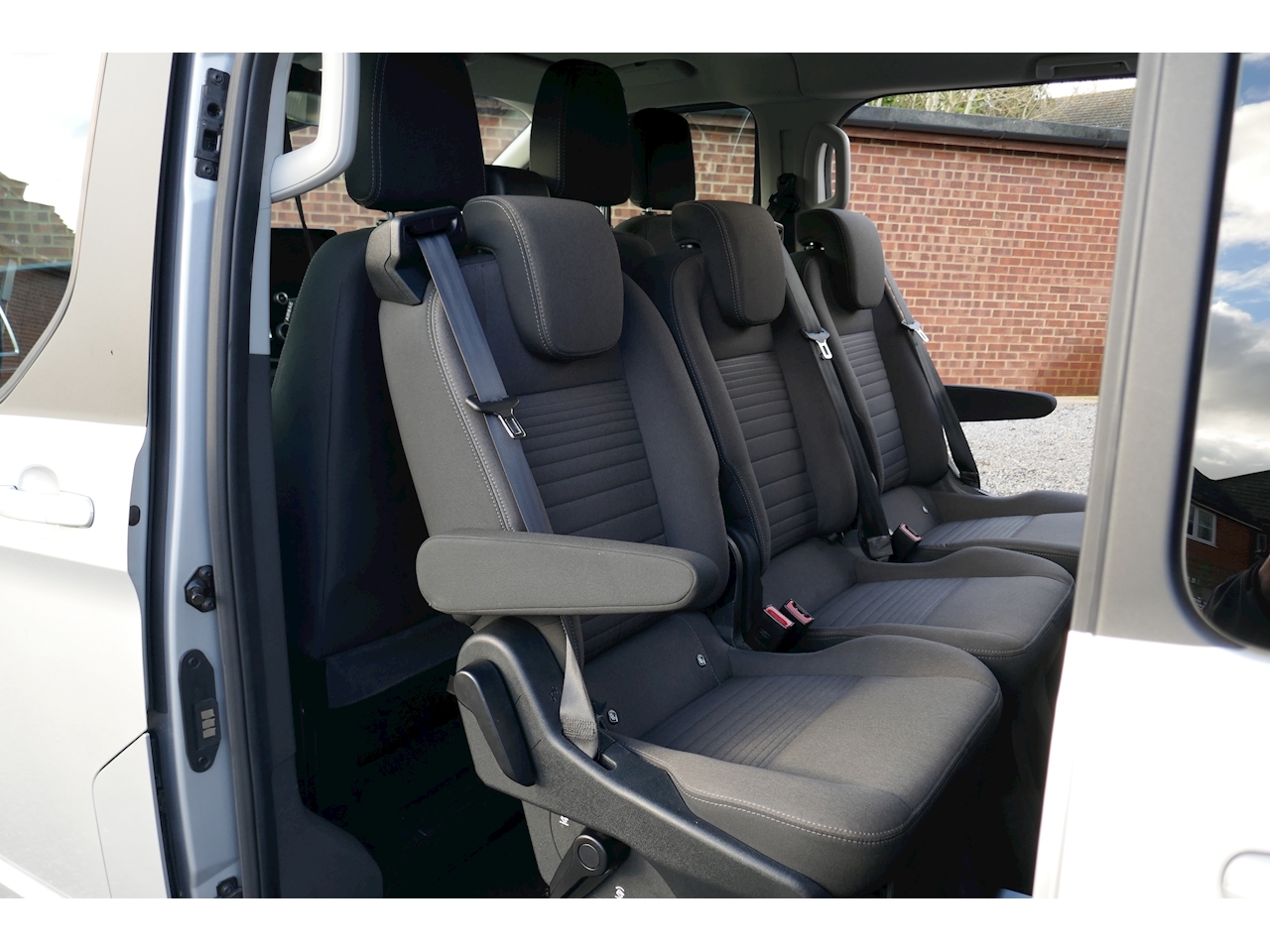 Used 2020 Ford Tourneo Custom Allied Independence RS 3+3 WAV Wheelchair ...